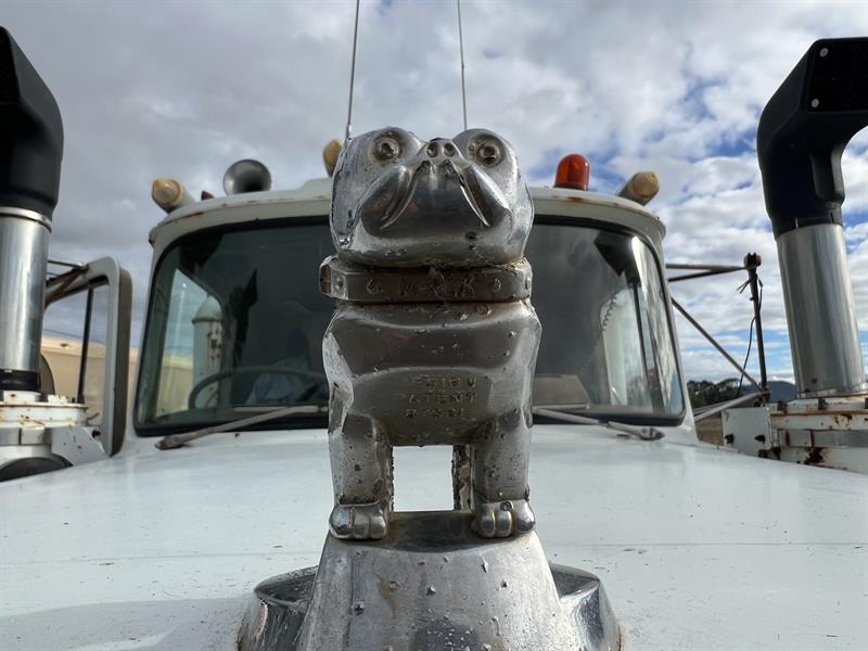 Emerald Auction Centre Item Detail